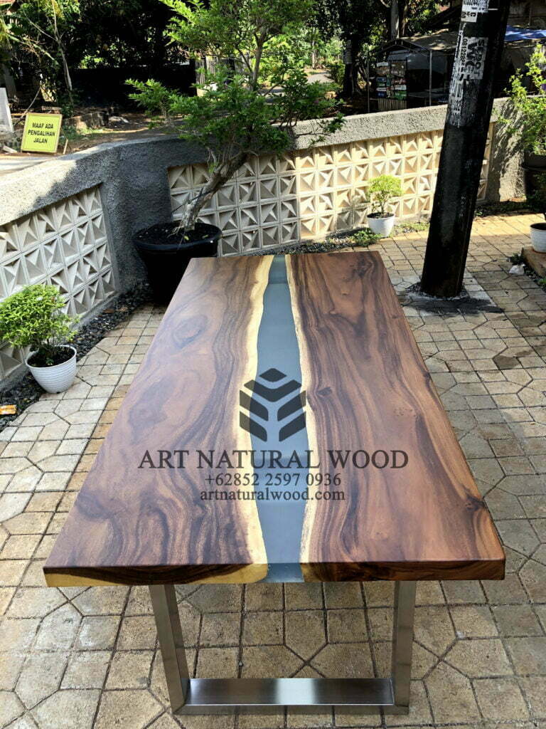 MEJA RIVER RESIN KAYU TREMBESI - ART NATURAL WOOD
