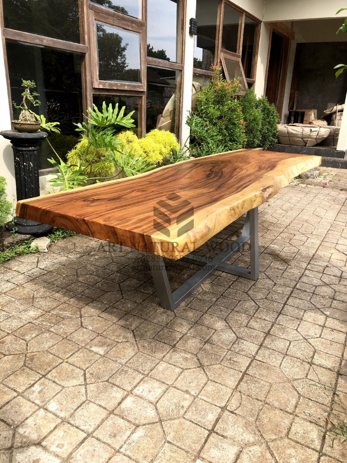 Meja Rapat Kantor Kayu Besar Trembesi Solid - Natural Wood