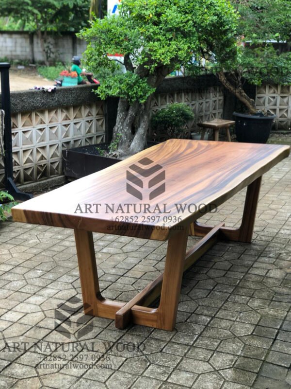 Meja Makan Kayu Utuh Trembesi Antik Natural Minimalis