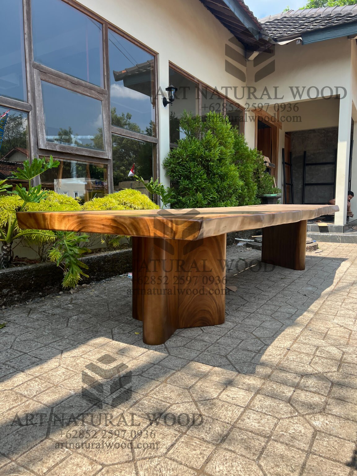 Meja Rapat Kantor Kayu Solid Trembesi - Art Natural Wood